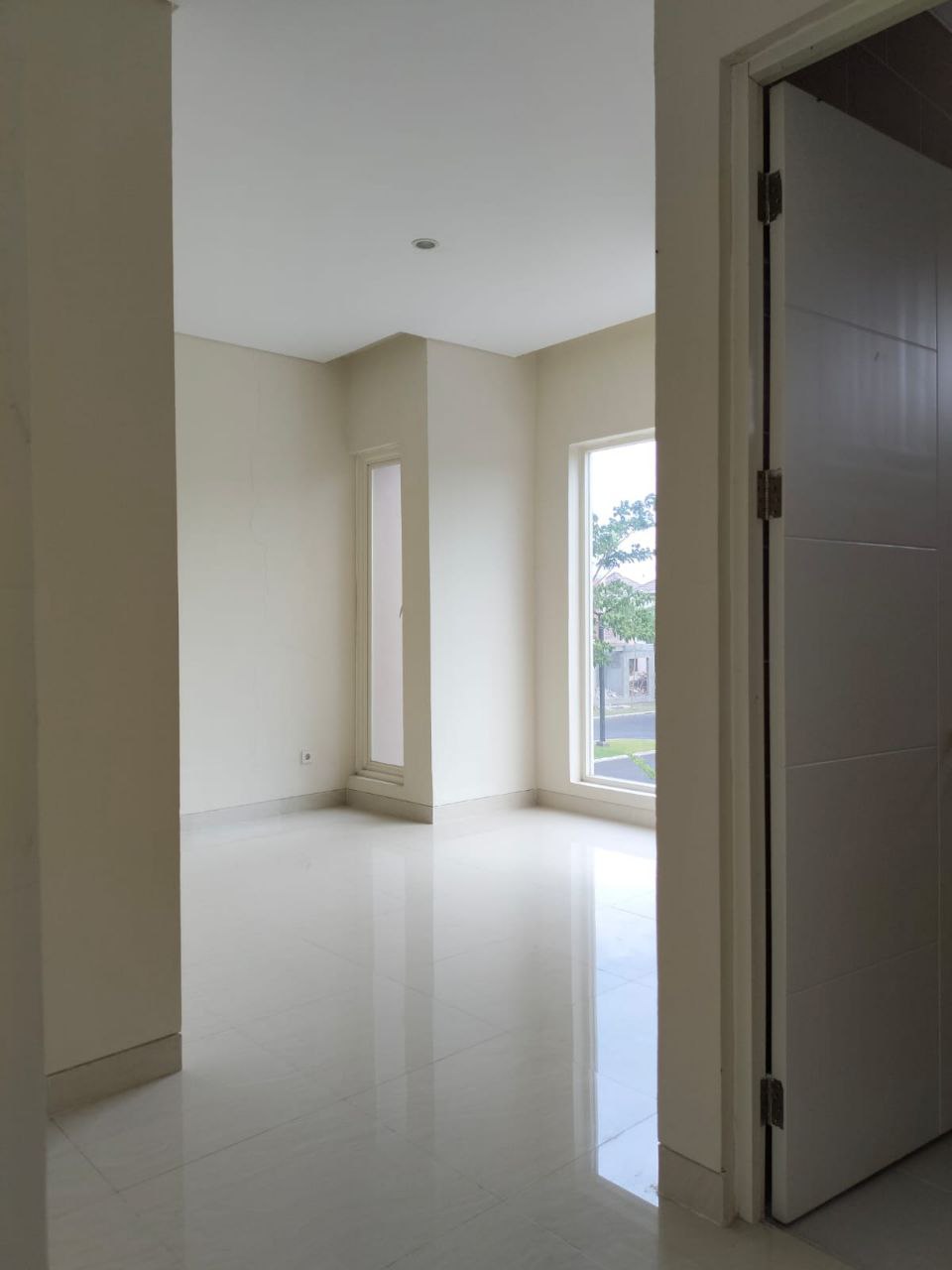 DiJual Rumah Minimalis 2 Lantai di Cluster Kahuripan Terrace Perum ...